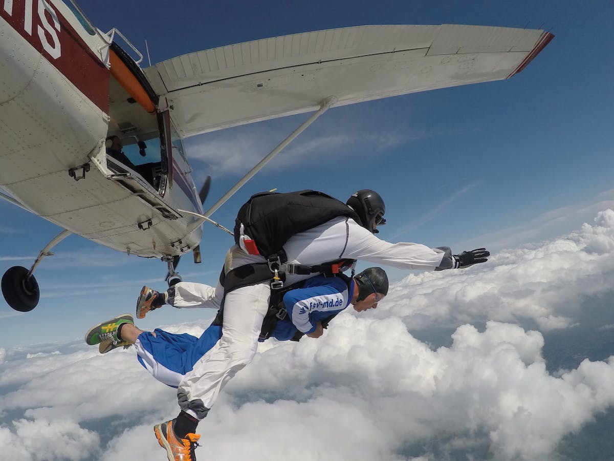 Du saut en parachute près de Paris : l’essentiel à savoir